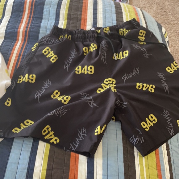 Shorts | 949 Slunks White And Black | Poshmark